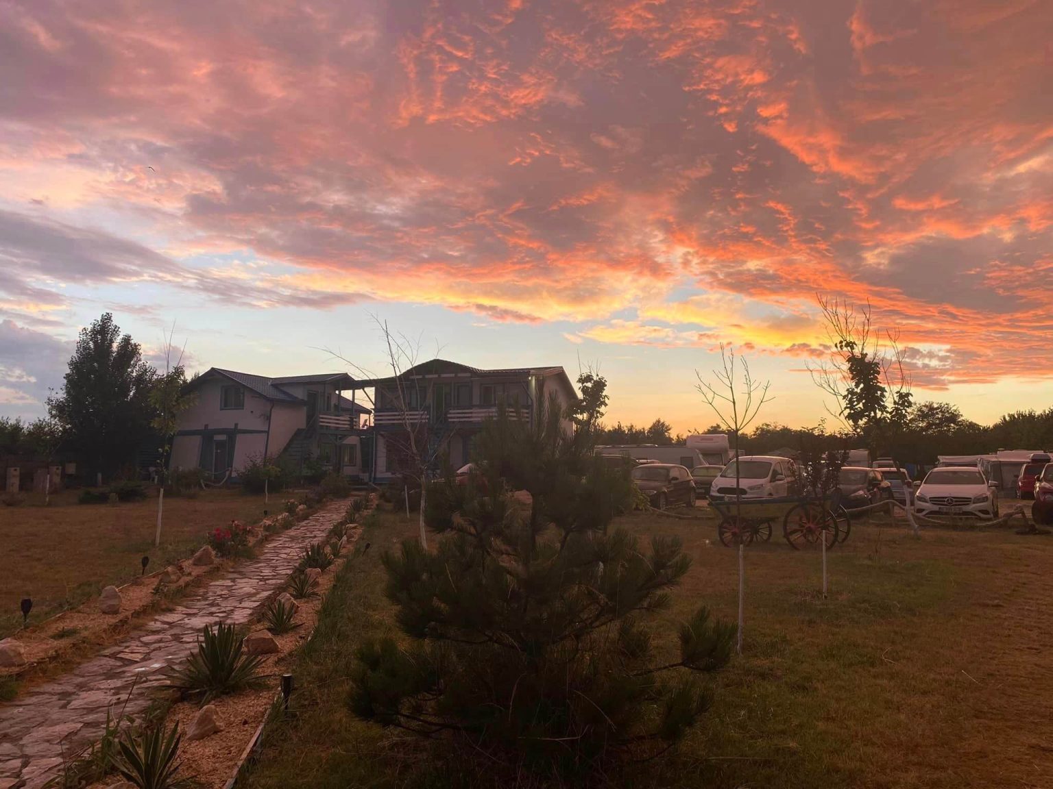 Galerie foto | Complex Răsărit Corbu